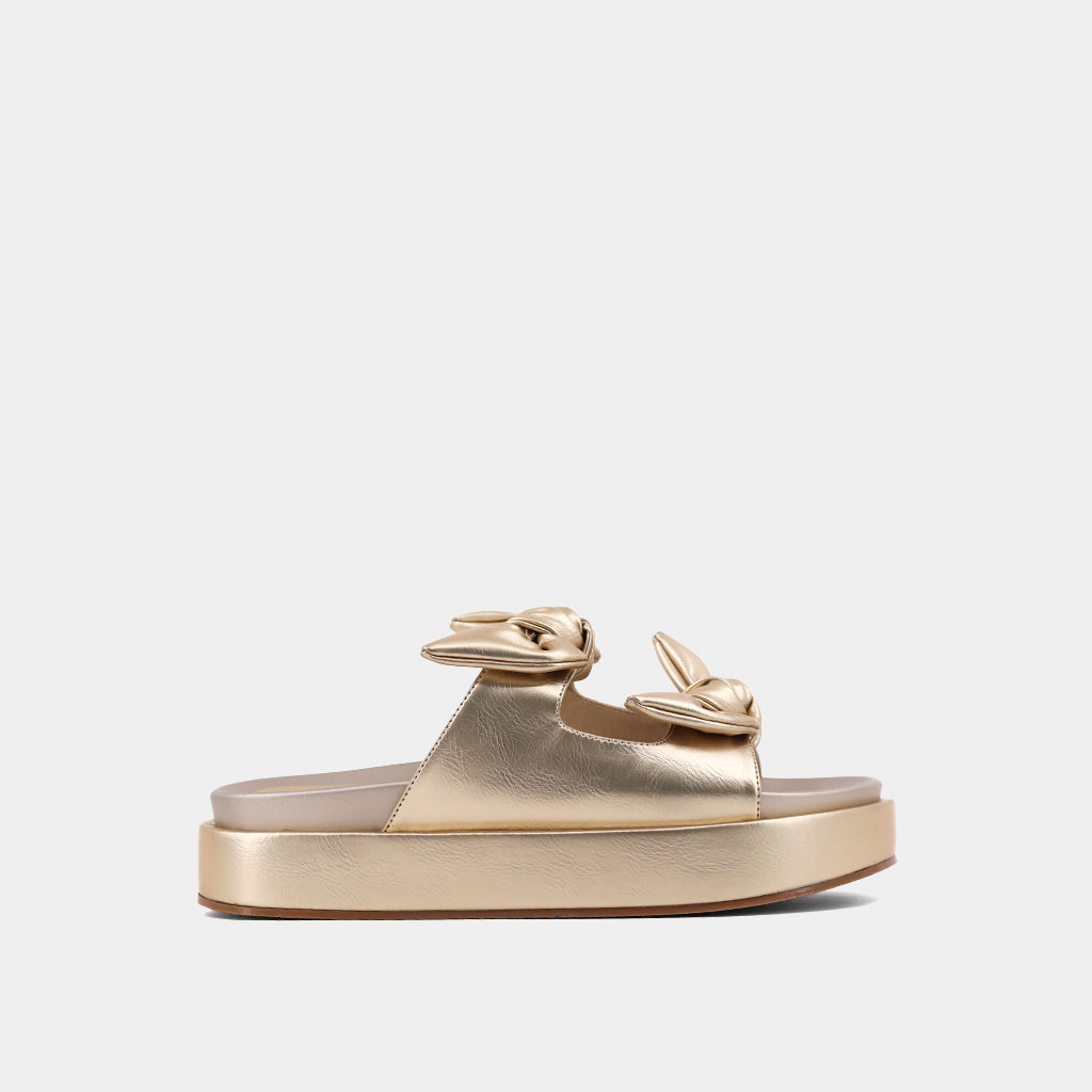 KiKi Sandal in Gold – Forever Southern Boutique